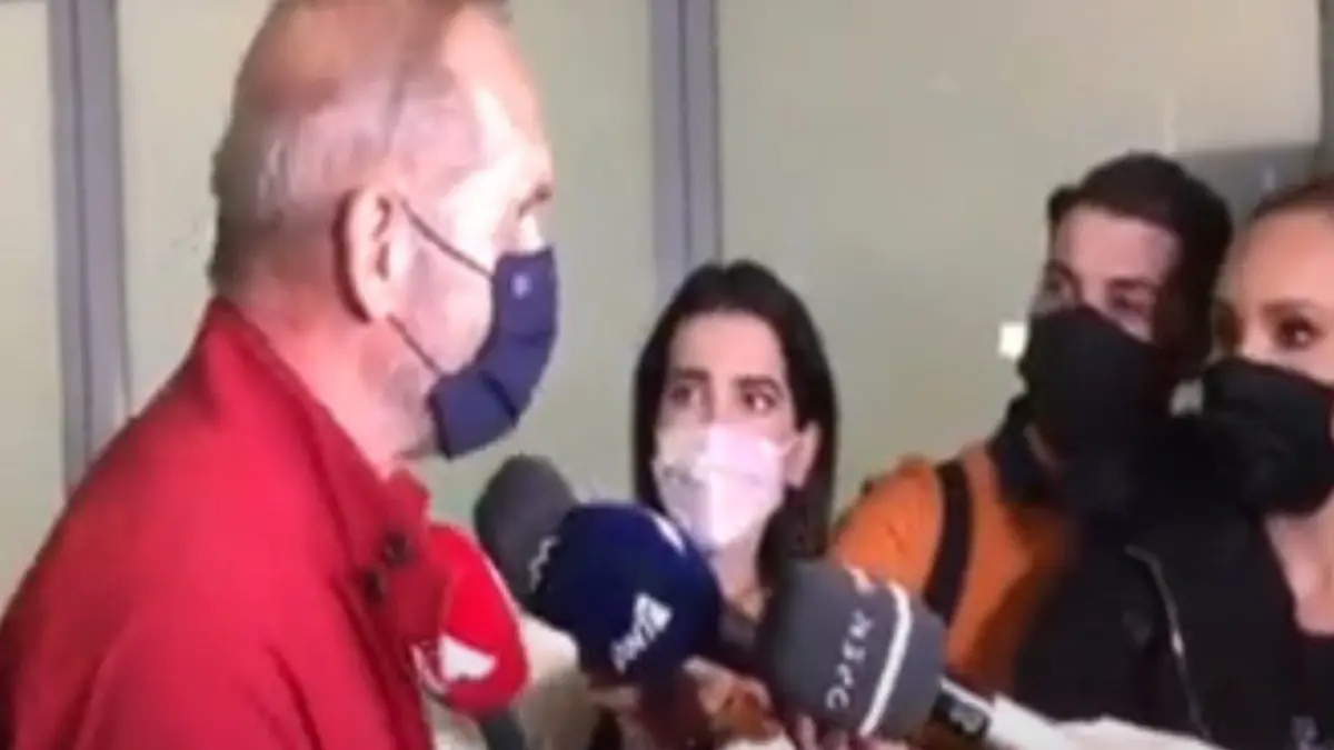 Ο Κωστόπουλος επέστρεψε από το Ντουμπάι και μίλησε για «δολοφονία ...