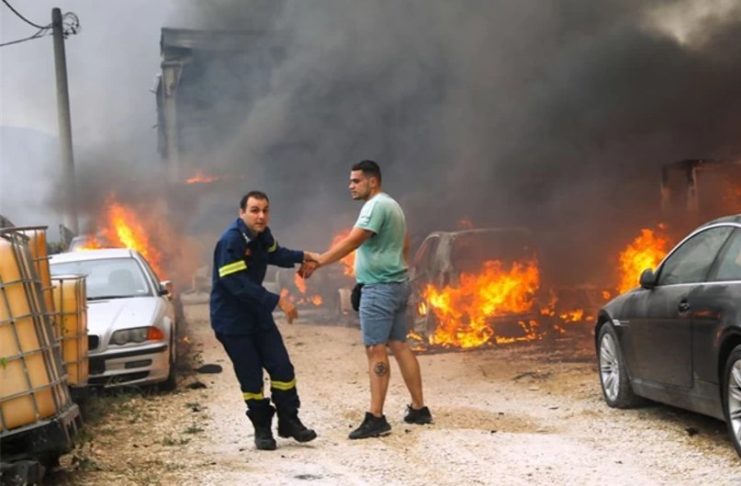 "Όλα τα σβήσα εγώ, πήρα λεφτά": Ο Αλβανός κάτοικος της Ιπποκράτειου ...