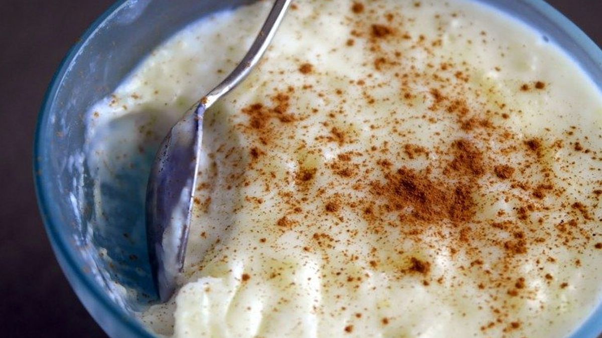 Vegan ρυζόγαλο με γάλα ρυζιού και κανέλα | Athens Magazine