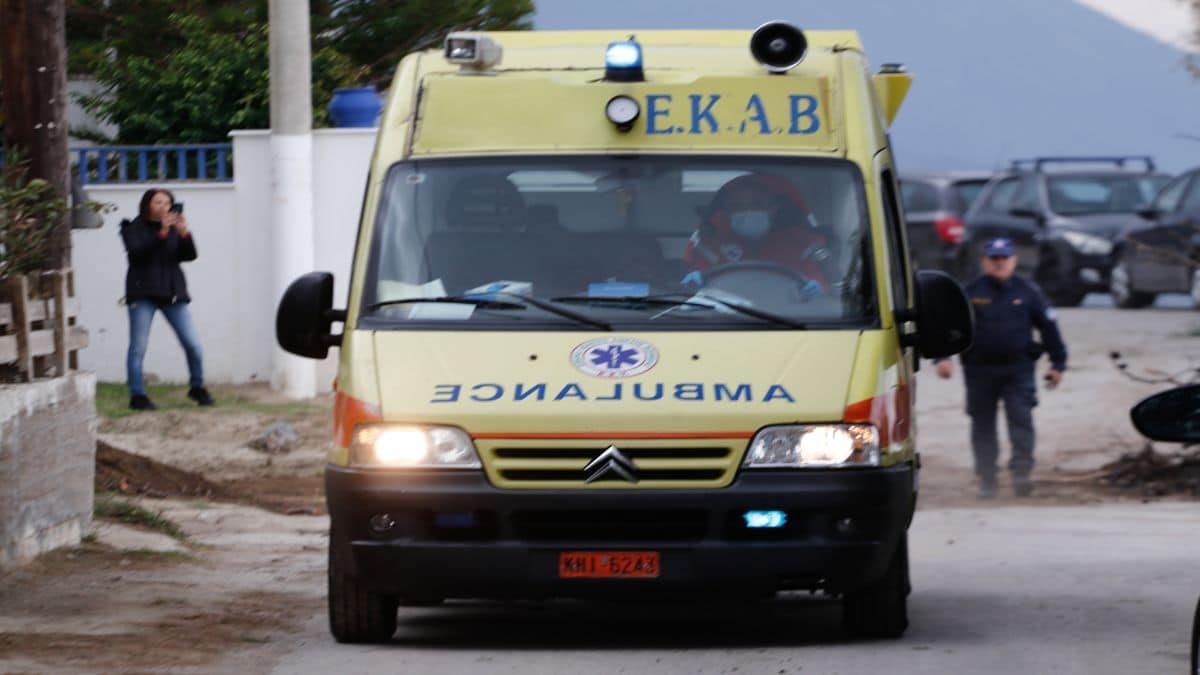 Τραγωδία στην άσφαλτο - Νεκρός σε τροχαίο 25χρονος οδηγός | Athens Magazine