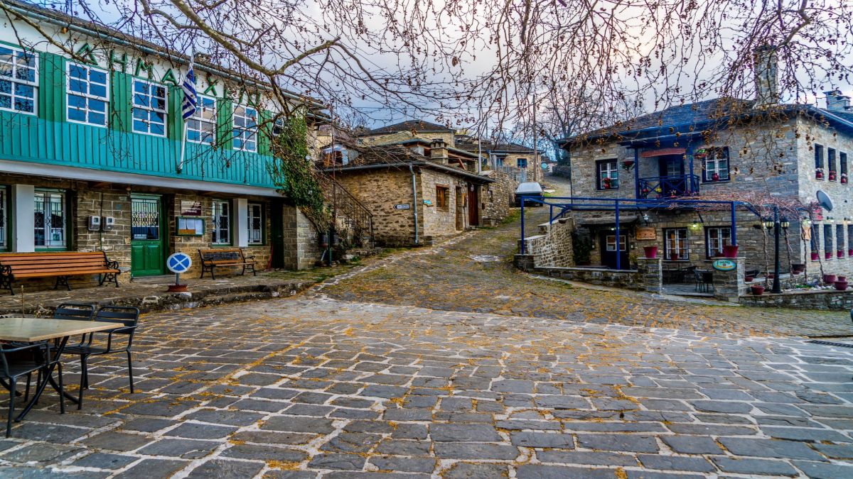 Αυτό είναι το φθινοπωρινό χωριό της Ελλάδας με την μοναδική ...