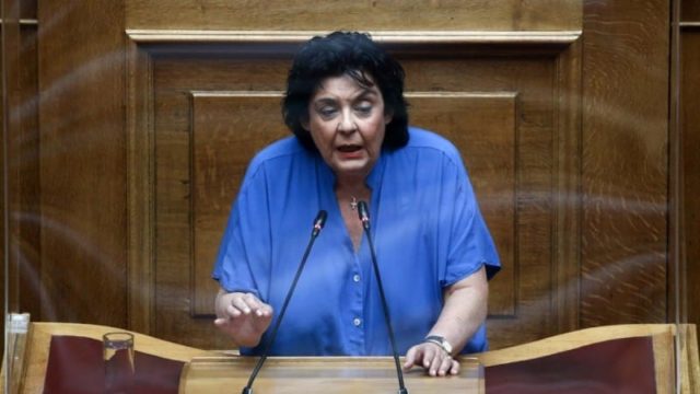 Έτσι έγινε το "κονέ" με τον Καραμναλή - Η γνωριμία της Λιάνας Κανέλλη ...