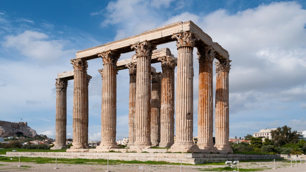 Ναός του Ολυμπίου Διός: Η τοποθεσία και η ιστορία του ναού | Athens ...