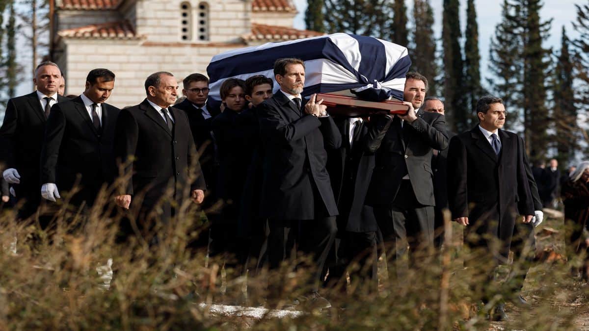 Η Φωτογραφία της Ημέρας: Οι γιοί του τέως βασιλιά Κωνσταντίνου τον ...