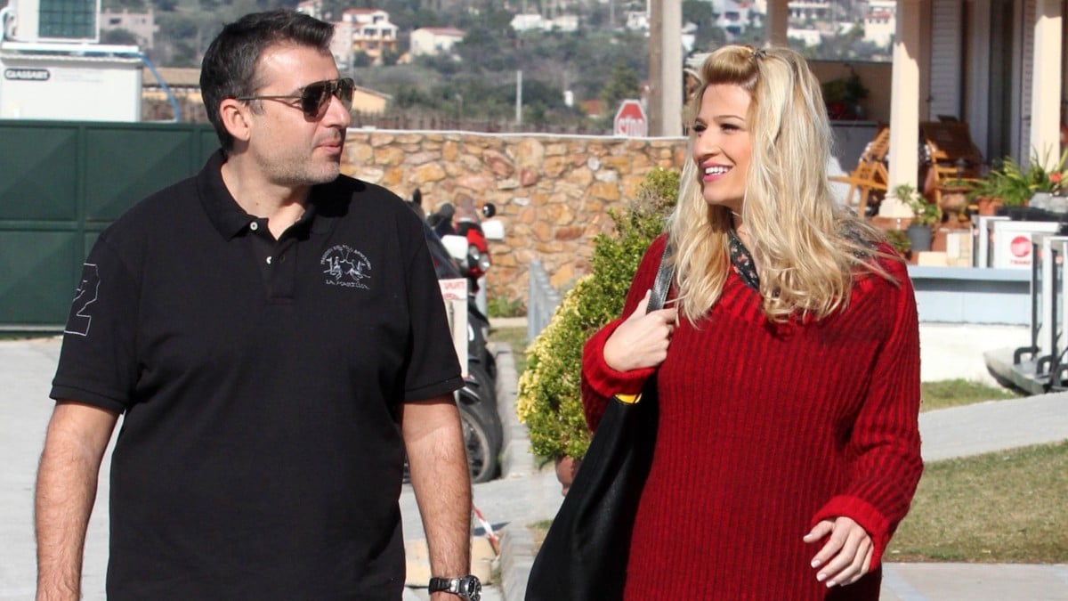 «Θυμάσαι πριν χωρίσουμε που...»: 'Εμεινε «άγαλμα» η Φαίη Σκορδά με την ...
