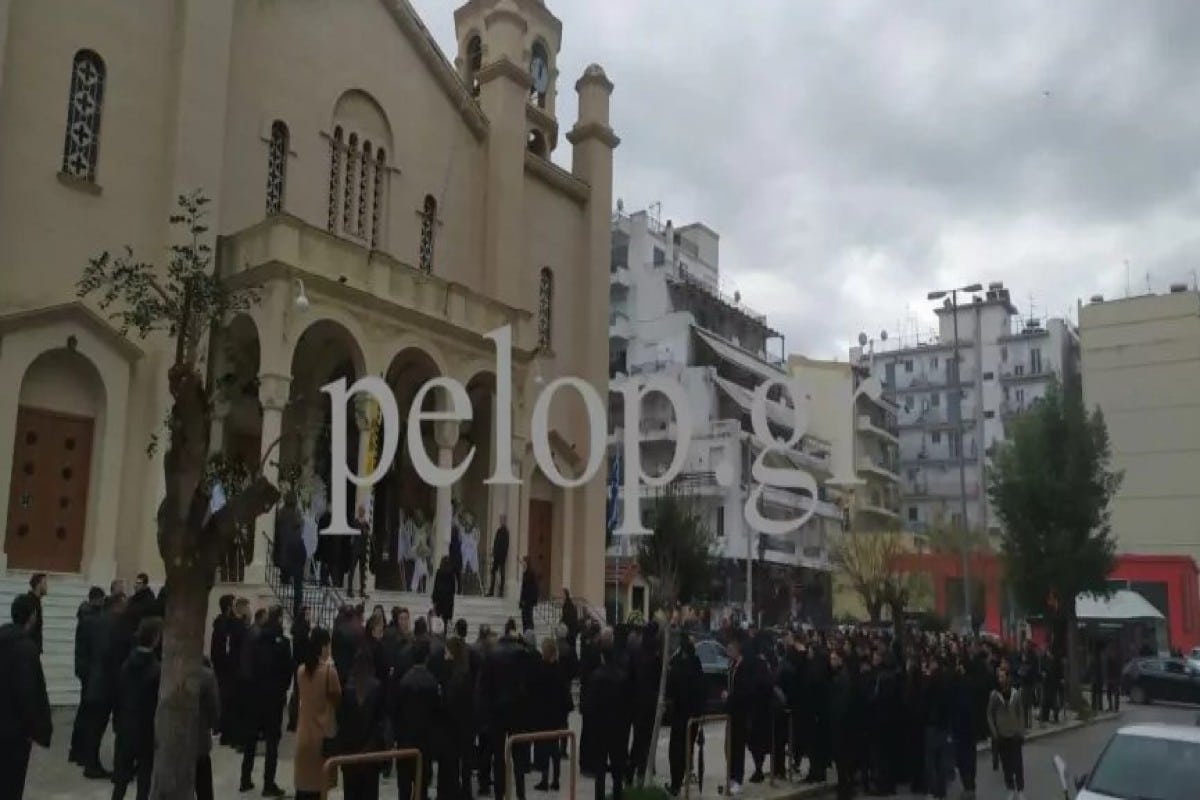 «Βαρύ» το πένθος στην κηδεία του Γιώργου Μασούρα | Athens Magazine