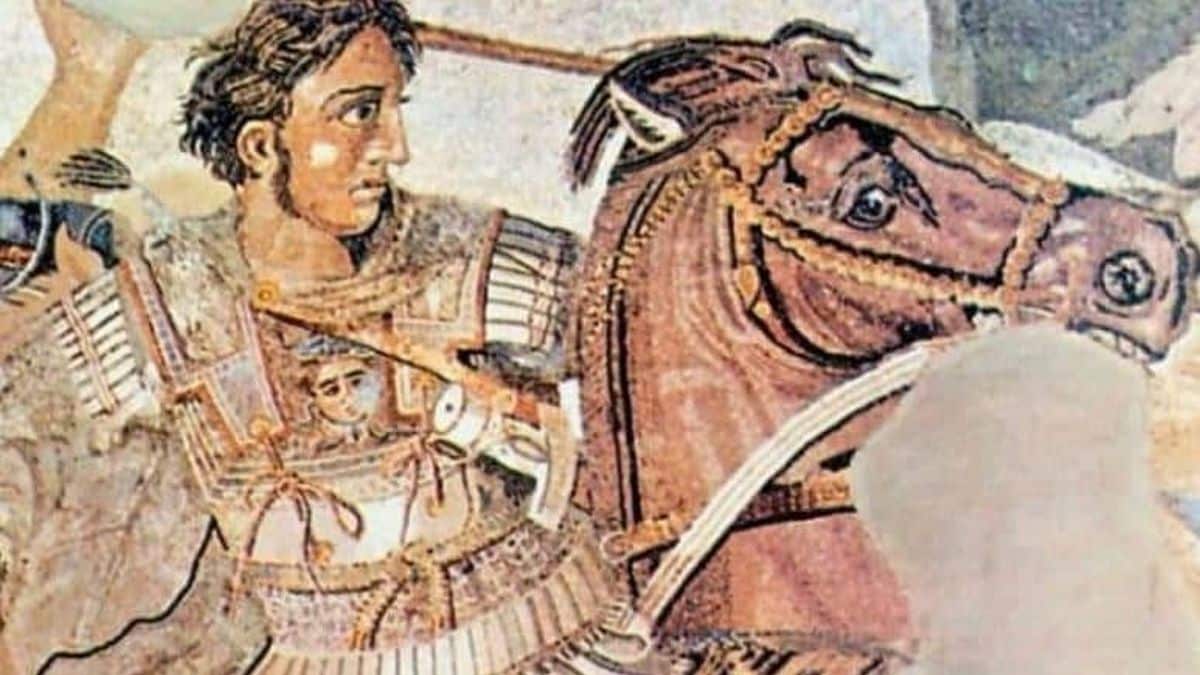 Ανατροπή: «Αυτός ο τάφος ανήκει στον Μέγα Αλέξανδρο! Εκεί είναι ...