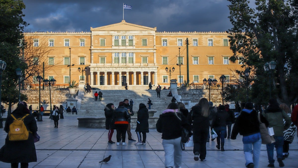 Απογραφή ΕΛΣΤΑΤ 2021: Στα 10.482.487 ο πληθυσμός της Ελλάδας - Πού ...