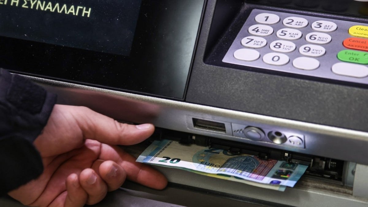 Επίδομα 400 ευρώ σε χιλιάδες εργαζόμενους - Στα ΑΤΜ σε μόλις 15 ημέρες ...