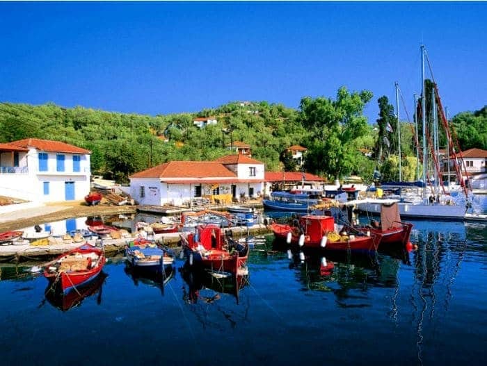 40 κάτοικοι, 140 ευρώ την εβδομάδα: Το πιο οικονομικό και ασφαλές νησί ...
