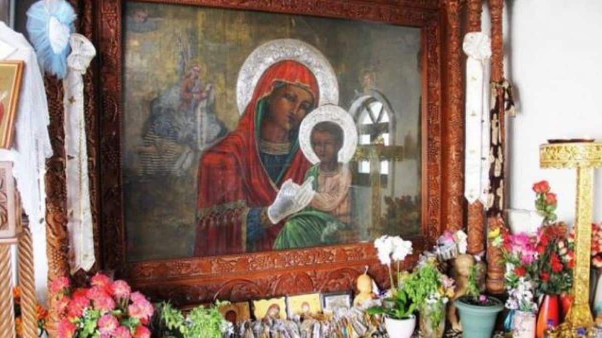 Παναγία Τσαμπίκα: Η ιστορία και η απώλεια της θαυματουργής εικόνας της ...