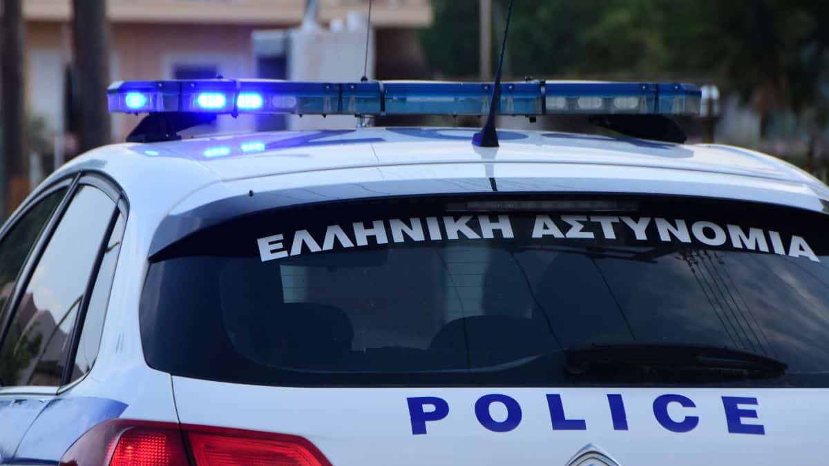 Επεισόδιο στη Γλυφάδα: 17χρονος ξυλοκόπησε άγρια έναν 15χρονο ...