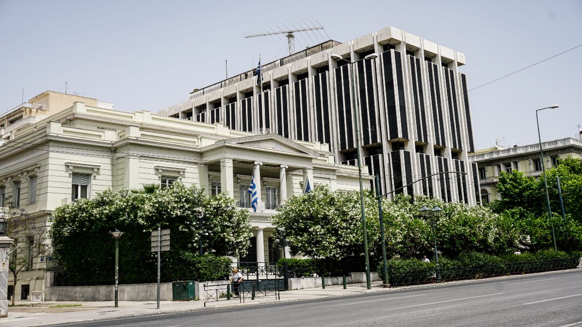 Πέθανε ο Χρήστος Τσιγκόπουλος - Η ανακοίνωση του Υπουργείου Εξωτερικών ...