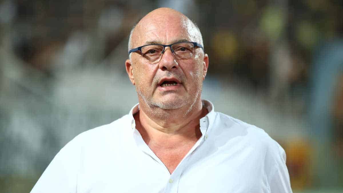 Αχιλλέας Μπέος: Αυτός είναι ο «άγνωστος» γιος του, Νίκος, που αποφεύγει ...
