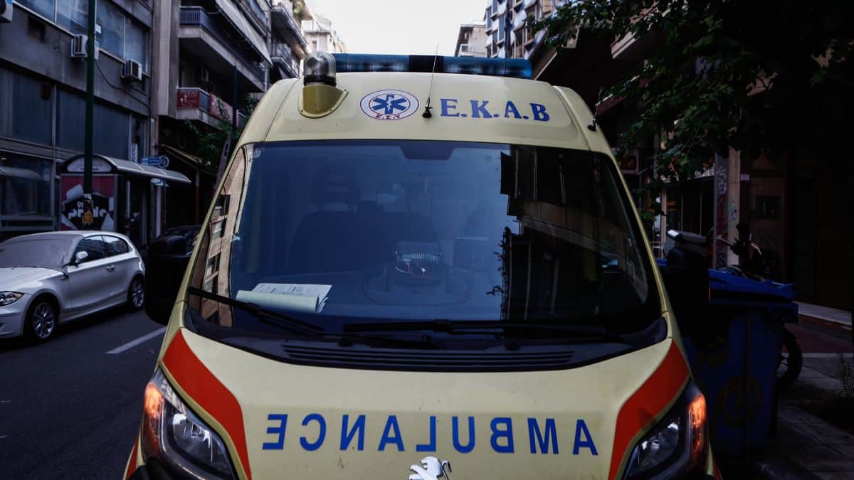 Θρίλερ στον Βόλο: Αγωνία για τον 6χρονο που παρασύρθηκε από λεωφορείο ...
