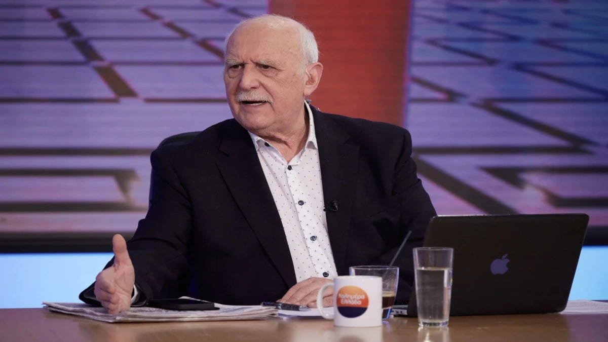 Ούτε μία, ούτε δύο, ούτε τρεις αλλά... 8! Αυτά ήταν τα "κορίτσια" του ...