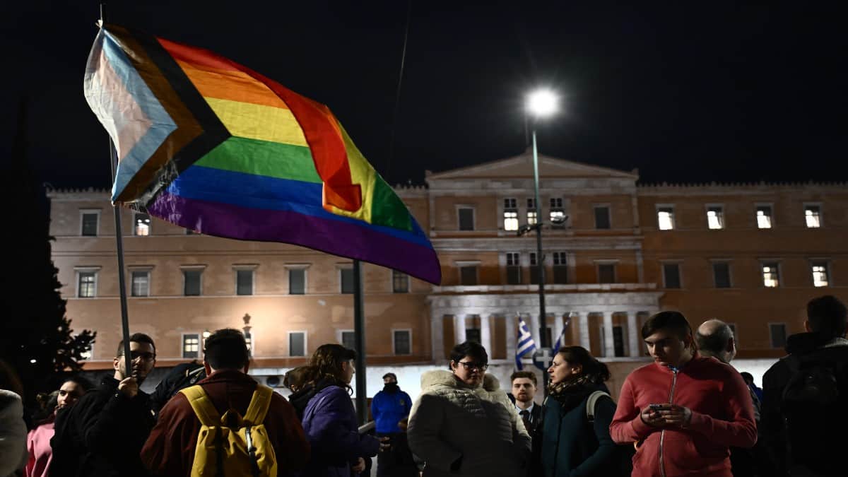Έγραψε ιστορία η Ελλάδα: Πρώτη ορθόδοξη χώρα που νομιμοποιεί τον γάμο ...