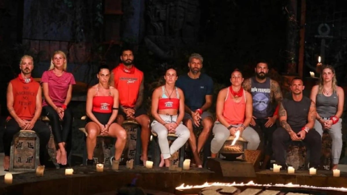 Νέα παρανομία στο Survivor: Παίκτης τρώει κρυφά φαγητό - Βίντεο ...