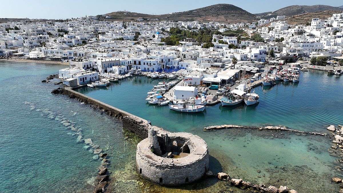 Πάρος: Καταγγελία σοκ για εργοδότρια - Ζήτησε από μητέρα να δουλέψει ...