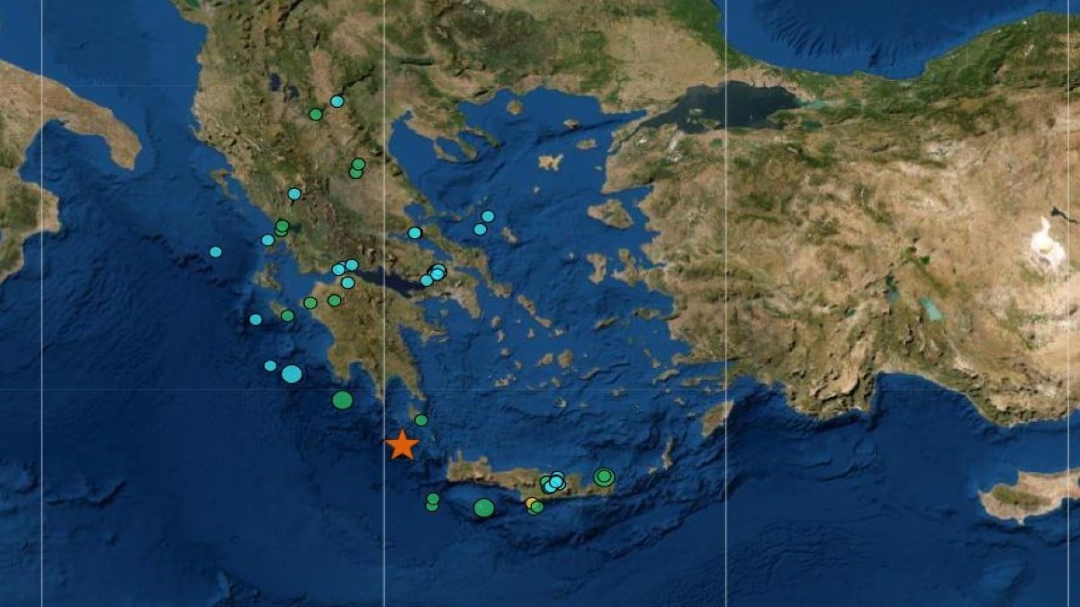 Ισχυρός σεισμός τώρα στα Κύθηρα - Ταρακουνήθηκε και η Κρήτη | Athens ...