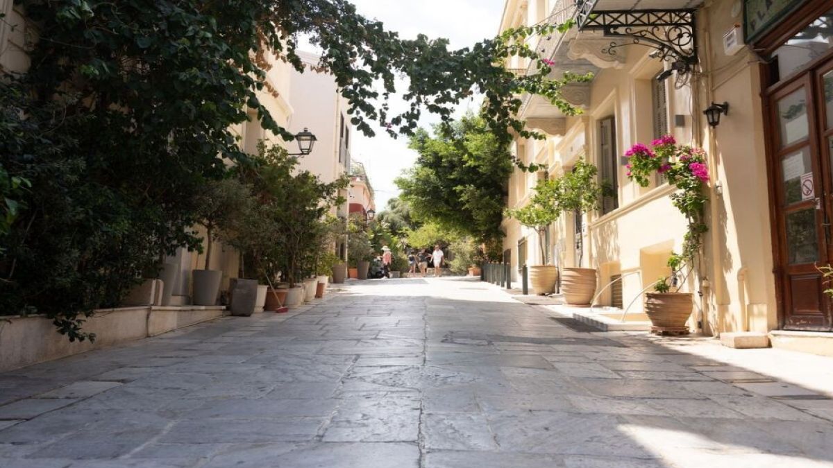 Κι όμως βρίσκεται στην Ελλάδα: Η παλαιότερη οδός της Ευρώπης είναι «στα ...