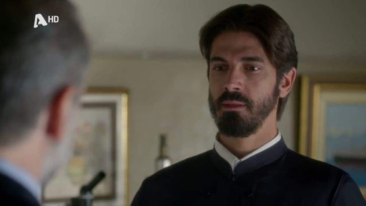 Άγιος Έρωτας spoiler: Η Ολυμπία πιάνει τον πατέρα Νικόλαο σε... οίκο ...