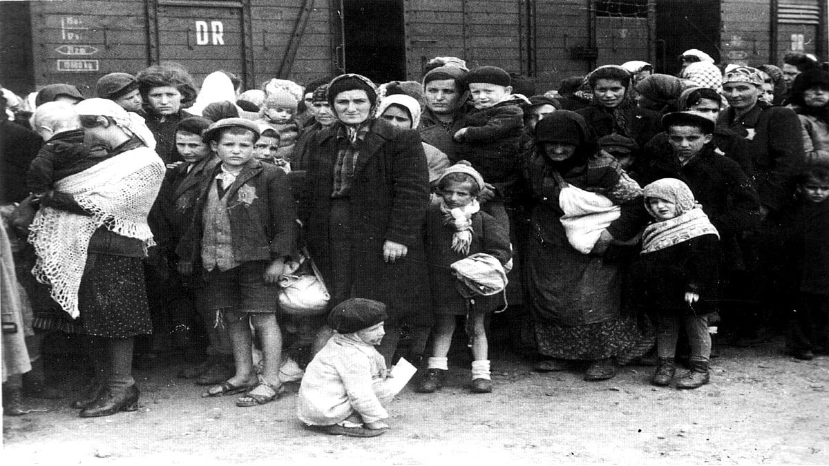 Παγκόσμια Ημέρα (27/01) Μνήμης για τα Θύματα του Ολοκαυτώματος από τους ...