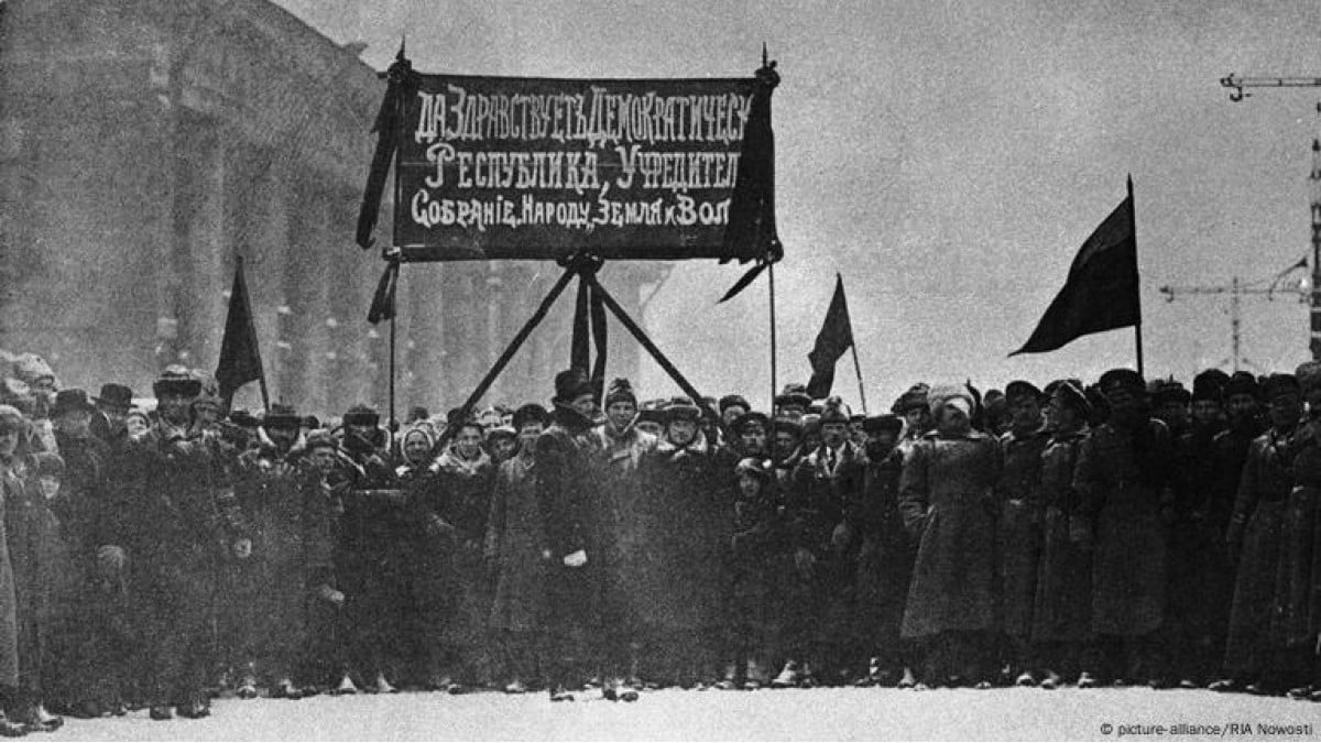 Η Φεβρουαριανή Επανάσταση που θα άλλαζε τον κόσμο: Ο δρόμος από τον ...