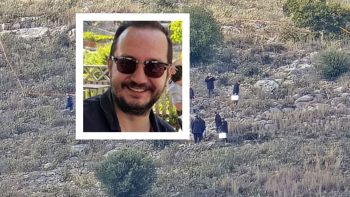 Βασίλης Καλογήρου: Μας δουλεύουν; Η στάση του σώματος δείχνει ότι έκανε ...