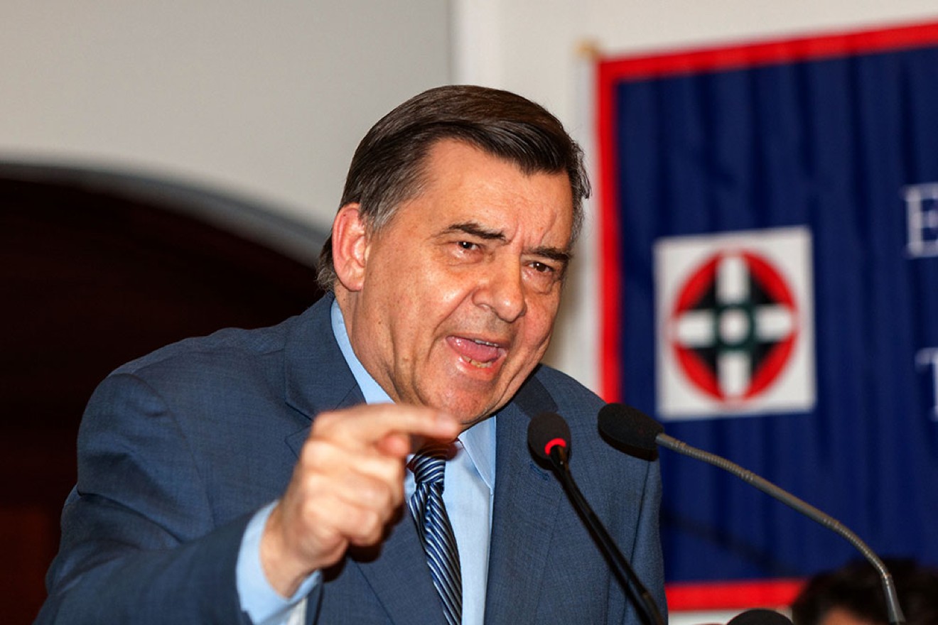 ΛΑΟΣ: Διέγραψαν τον Καρατζαφέρη από το κόμμα που ίδρυσε | Athens Magazine