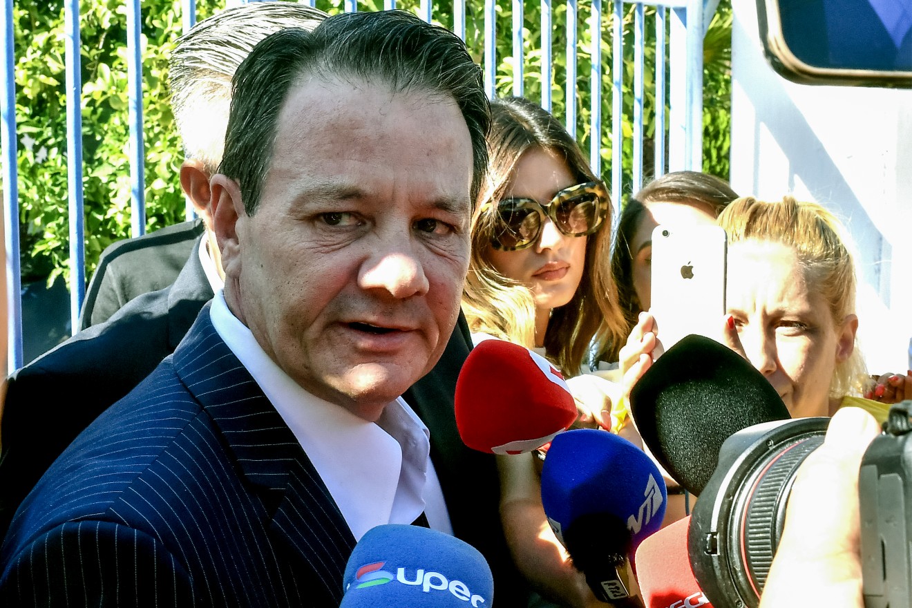 Απόστολος Λύτρας: Χάος στο δικαστήριο με την Πολυζωγοπούλου - «Πας με ...