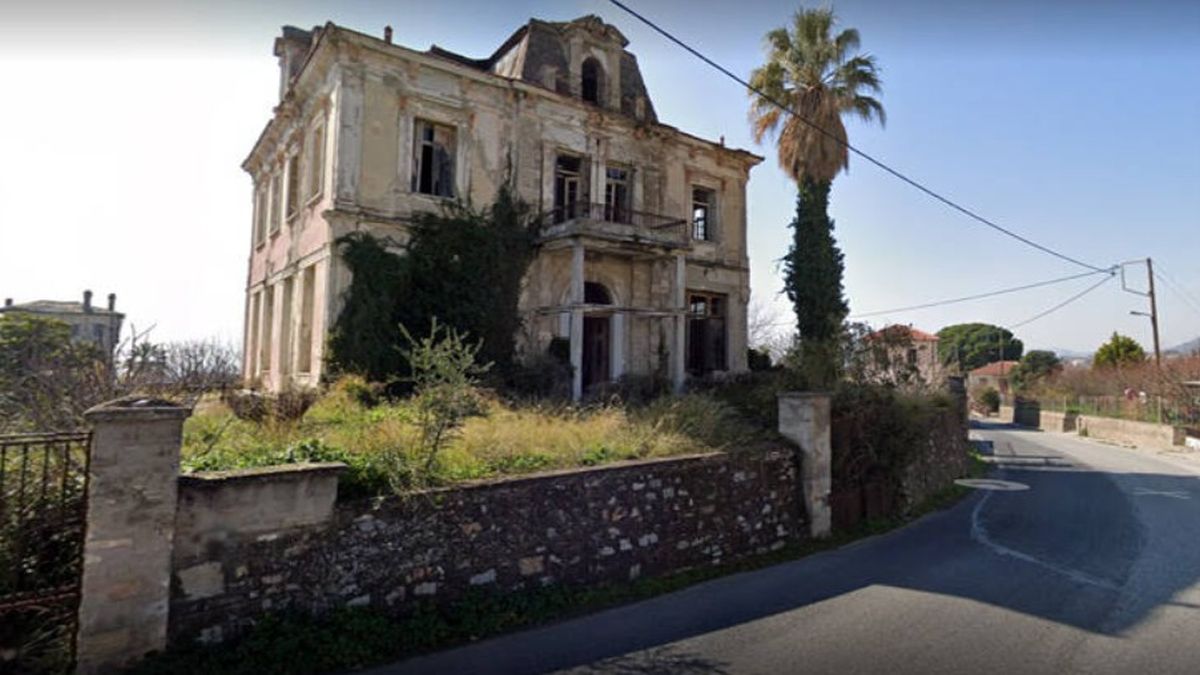 Οικία Κοντού: Η στοιχειωμένη βίλα έξω από τον Βόλο και ένας μύθος που ...