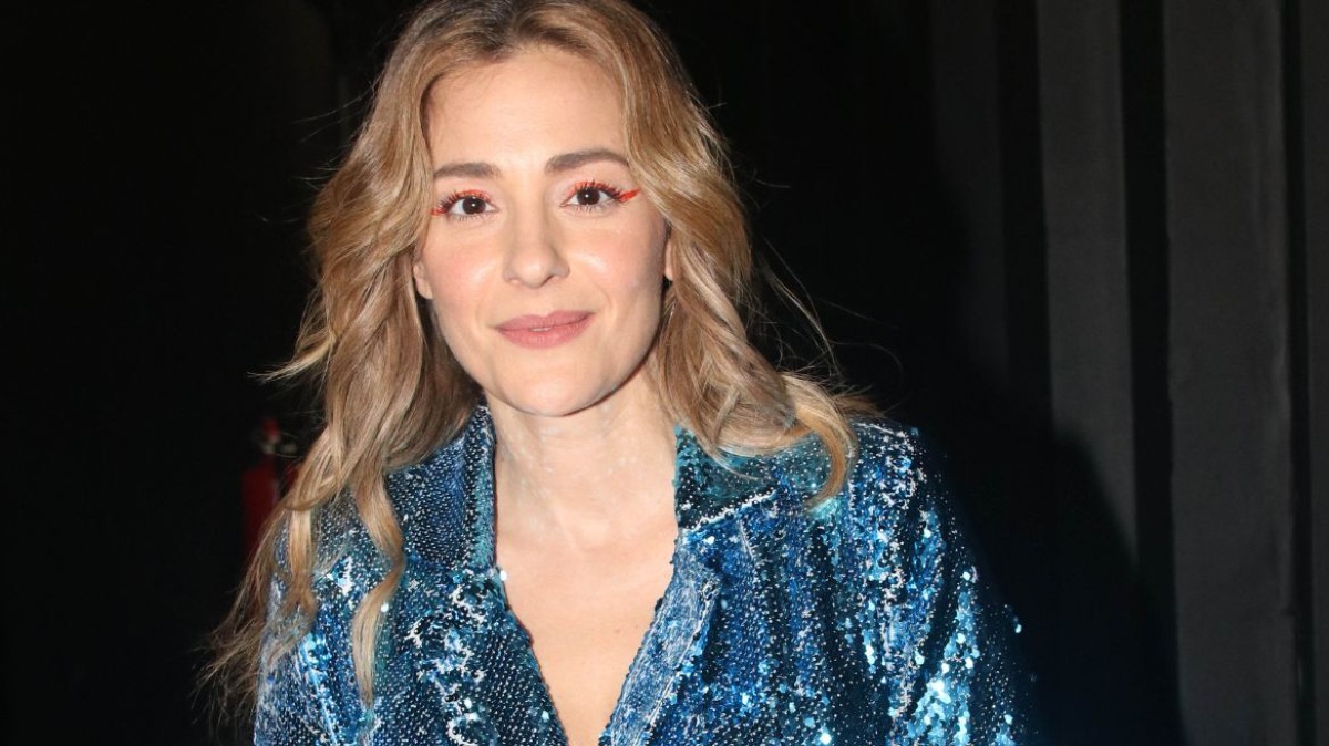 Νατάσσα Μποφίλιου: Μια ζωή γεμάτη συναίσθημα, τέχνη και ελευθερία - Οι ...