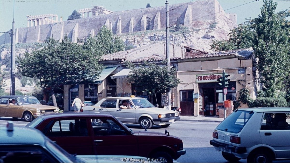 Κουίζ για την παλιά Αθήνα: Γνωρίζεις αυτόν τον ιστορικό δρόμο; | Athens ...