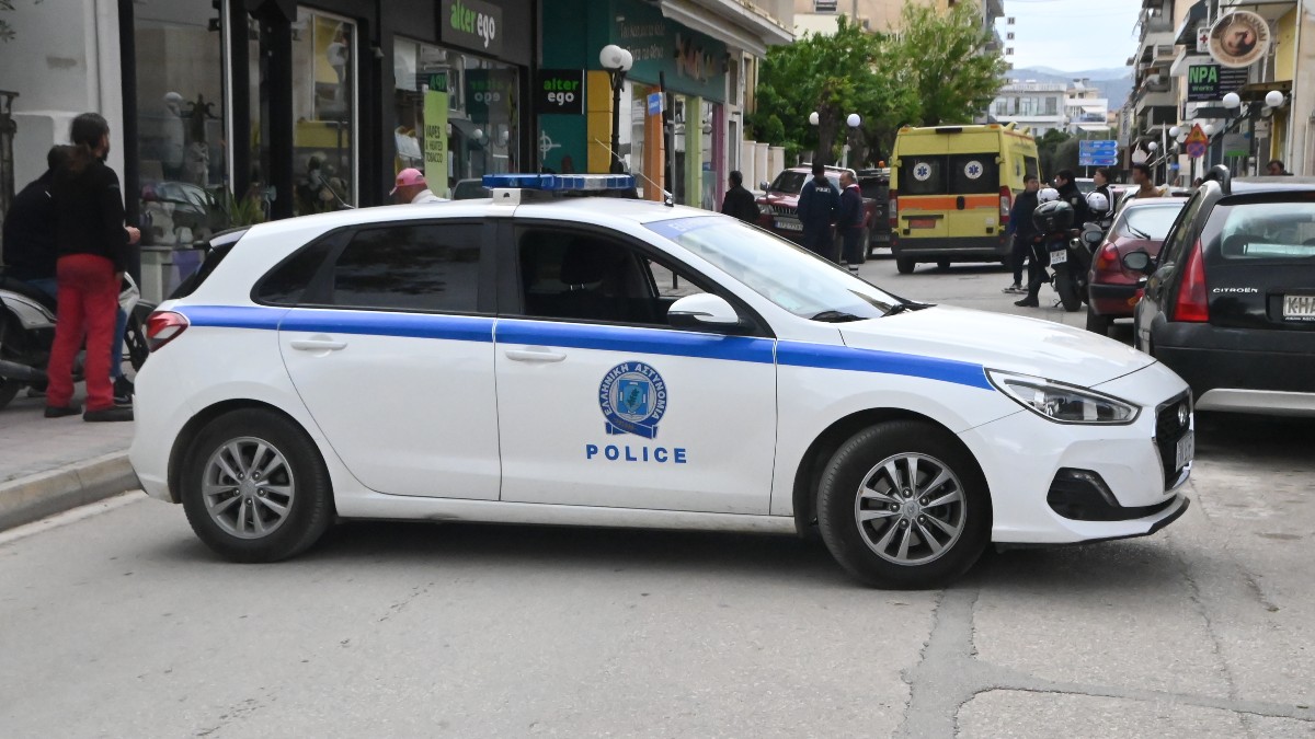 Κύκλωμα διαφθοράς σε κτηματολογικά γραφεία: Η δράση, οι γενναίες ...