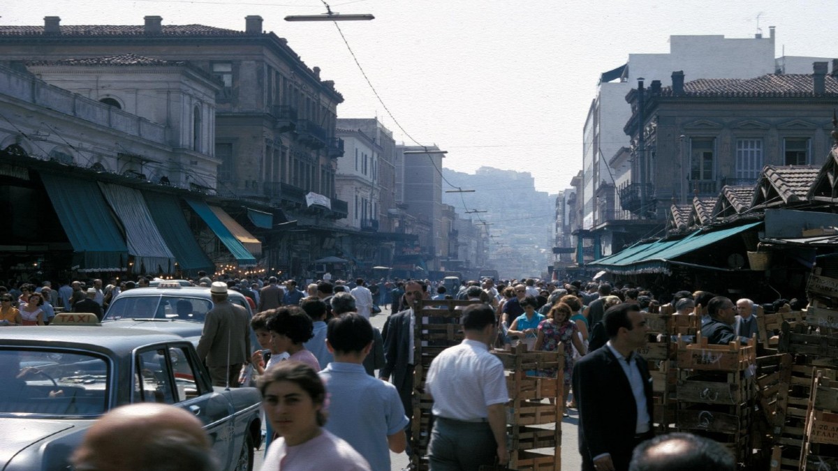 Κουίζ για την παλιά Αθήνα: Μπορείτε να αναγνωρίσετε αυτήν την οδό ...