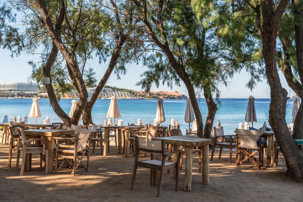 Καβούρι: 12 μαγευτικοί προορισμοί για φαγητό και ποτό πάνω στη θάλασσα ...