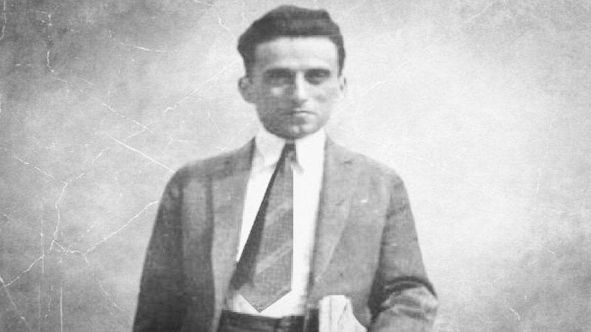 Κώστας Καρυωτάκης: Το τραγικό τέλος ενός μεγάλου ποιητή - Αυτοκτονεί ...
