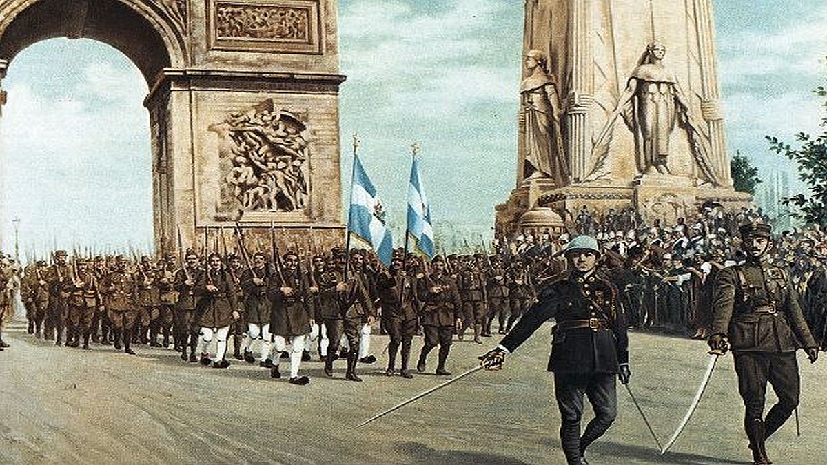 Σαν σήμερα, 14 Ιουλίου 1919: Ελληνικό στρατιωτικό τμήμα παρελαύνει ...