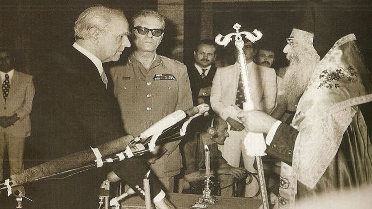 Σαν σήμερα, 23 Ιουλίου 1974: «Πέφτει» η χούντα - Η αποκατάσταση της ...