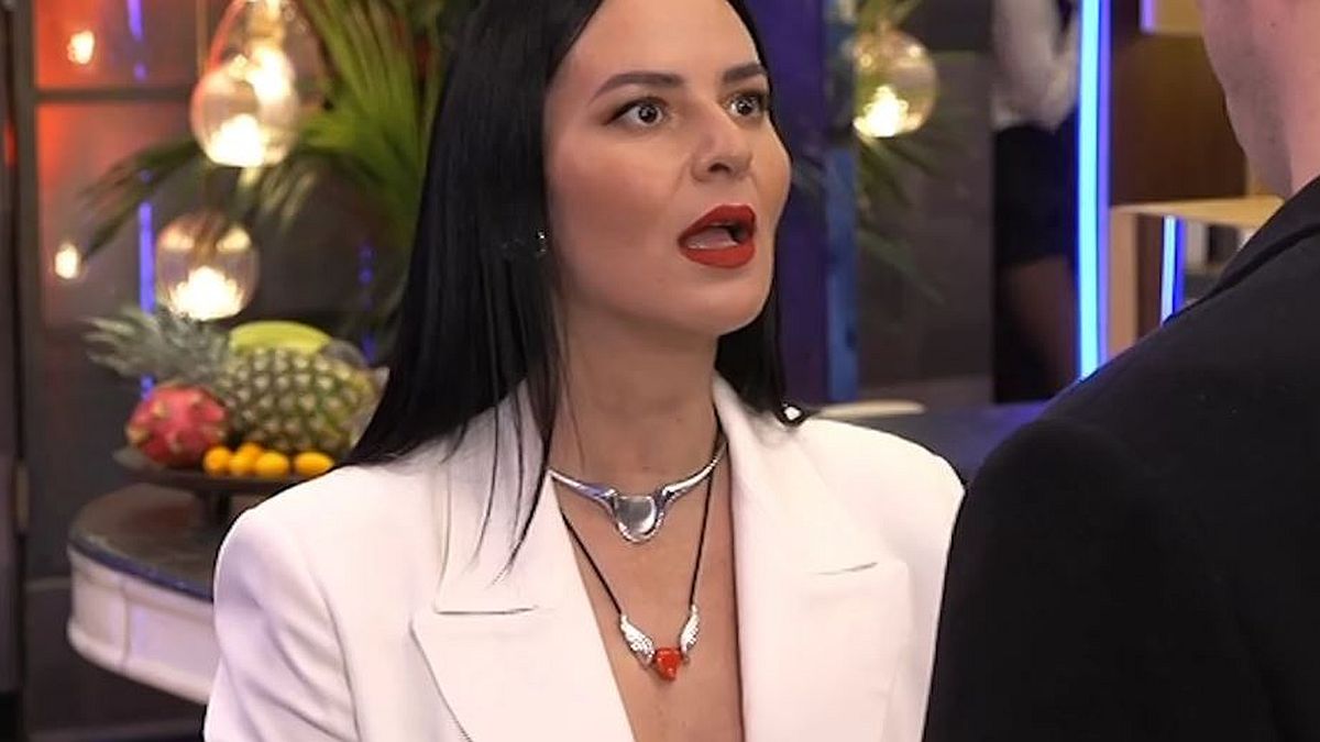 First Dates: «Κάγκελο» η Ζενεβιέβ με τον δίμετρο πρώην μπασκετμπολίστα ...