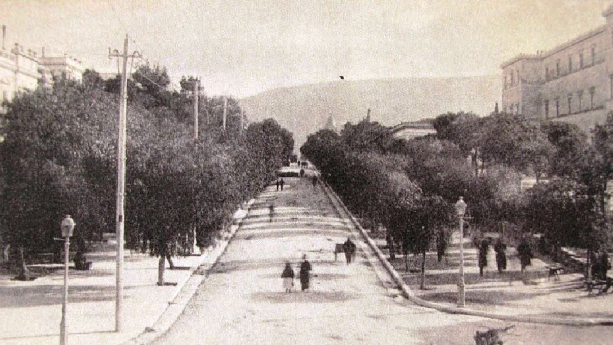 Κουίζ για την παλιά Αθήνα: Μπορείτε να αναγνωρίσετε την οδό; Είναι από ...