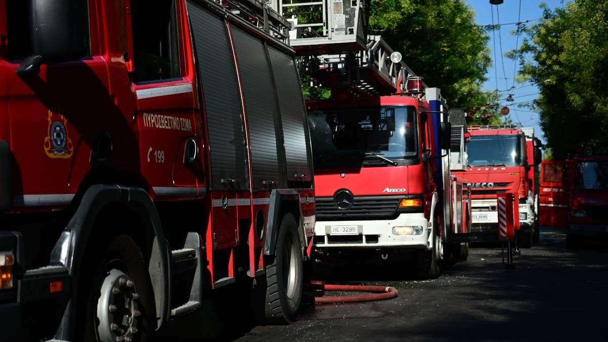 Συναγερμός στην Πυροσβεστική: Φωτιά στο κέντρο της Αθήνας | Athens Magazine