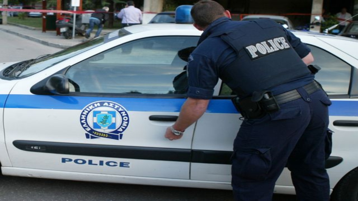 Τραγωδία στα Τρίκαλα: Μητέρα και γιος βρέθηκαν νεκροί μέσα στο σπίτι ...