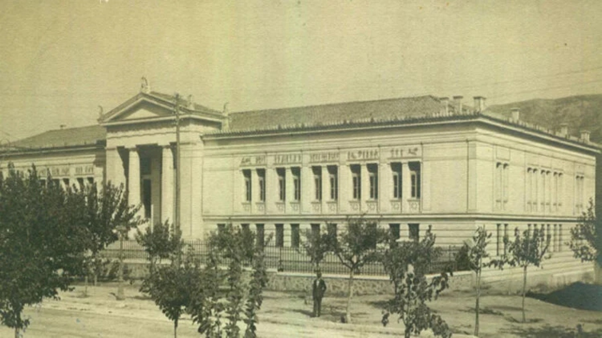 Σαν σήμερα 03 Αυγούστου: Ιδρύεται το Νοσοκομείο Προσφύγων Αθηνών ...