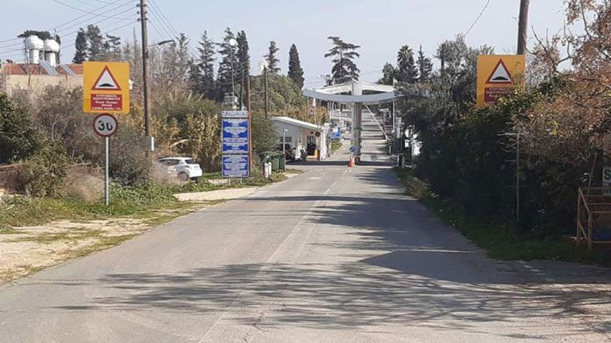 Πανικός στην Κύπρο: Ελληνοκύπριος πέρασε κατά λάθος στα Κατεχόμενα ...