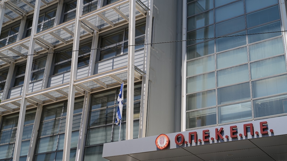 «Ντου» στελεχών της ΑΑΔΕ στα γραφεία του ΟΠΕΚΕΠΕ: Τα στοιχεία που ...