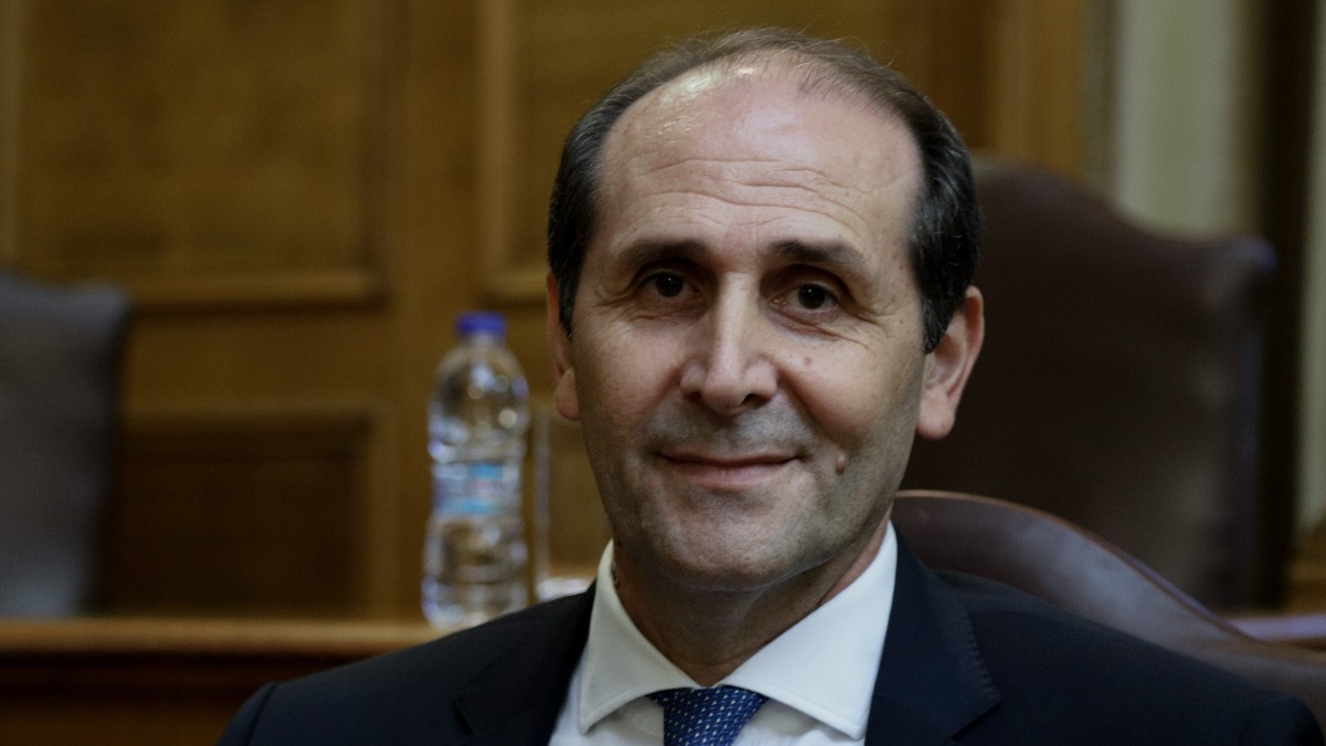 Απόστολος Βεσυρόπουλος: Η αλήθεια πίσω από την αιτία θανάτου του - Πώς ...