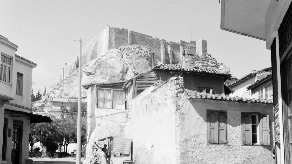 Κουίζ για την παλιά Αθήνα: Αναγνωρίζετε την συνοικία; Είναι από τις πιο ...