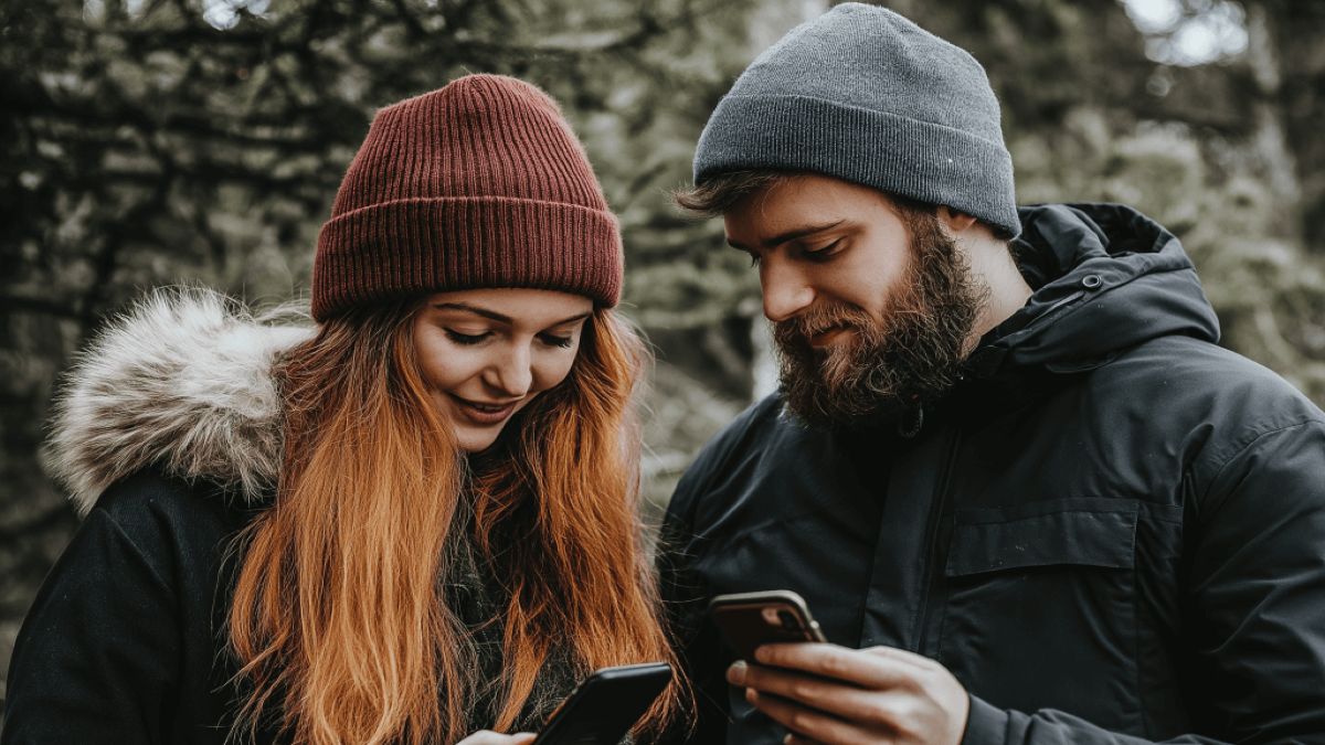 Ο έρωτας στην εποχή του swipe: 3 tips για να μετατρέψεις το match σε ...